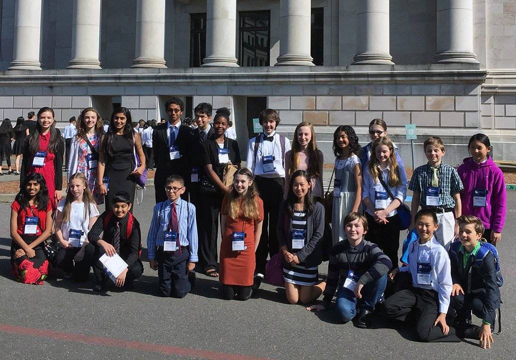 Kamiakin students receive Project Citizen award for policy ...